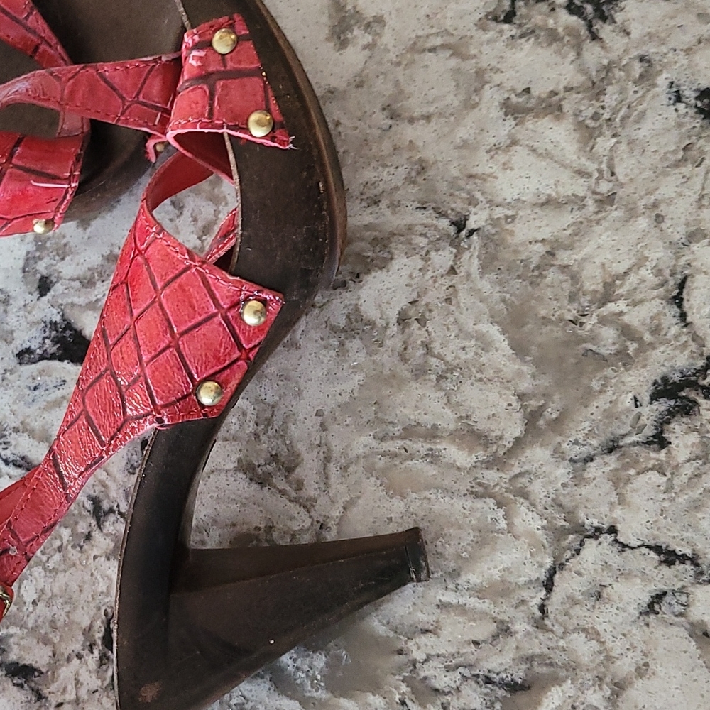 Vintage Italian Red Alligator 70s Wooden Heels - Gem